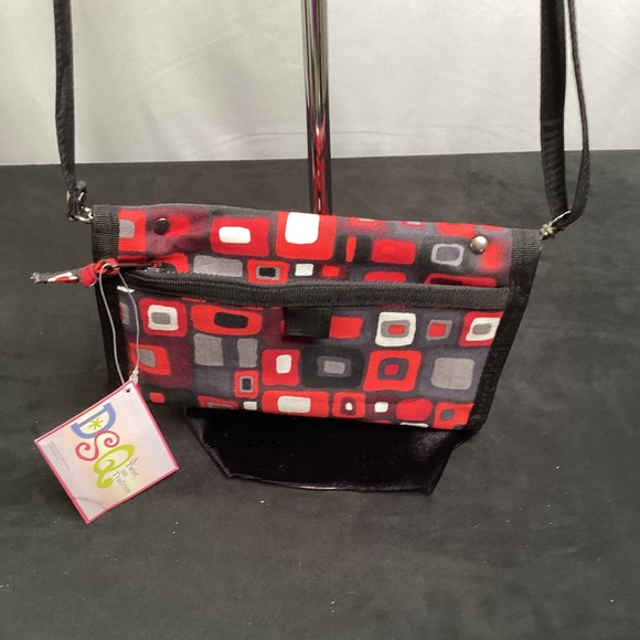 Donna Sharp | Bags | Donna Sharp Tri Fold Cross Body Bag | Poshmark